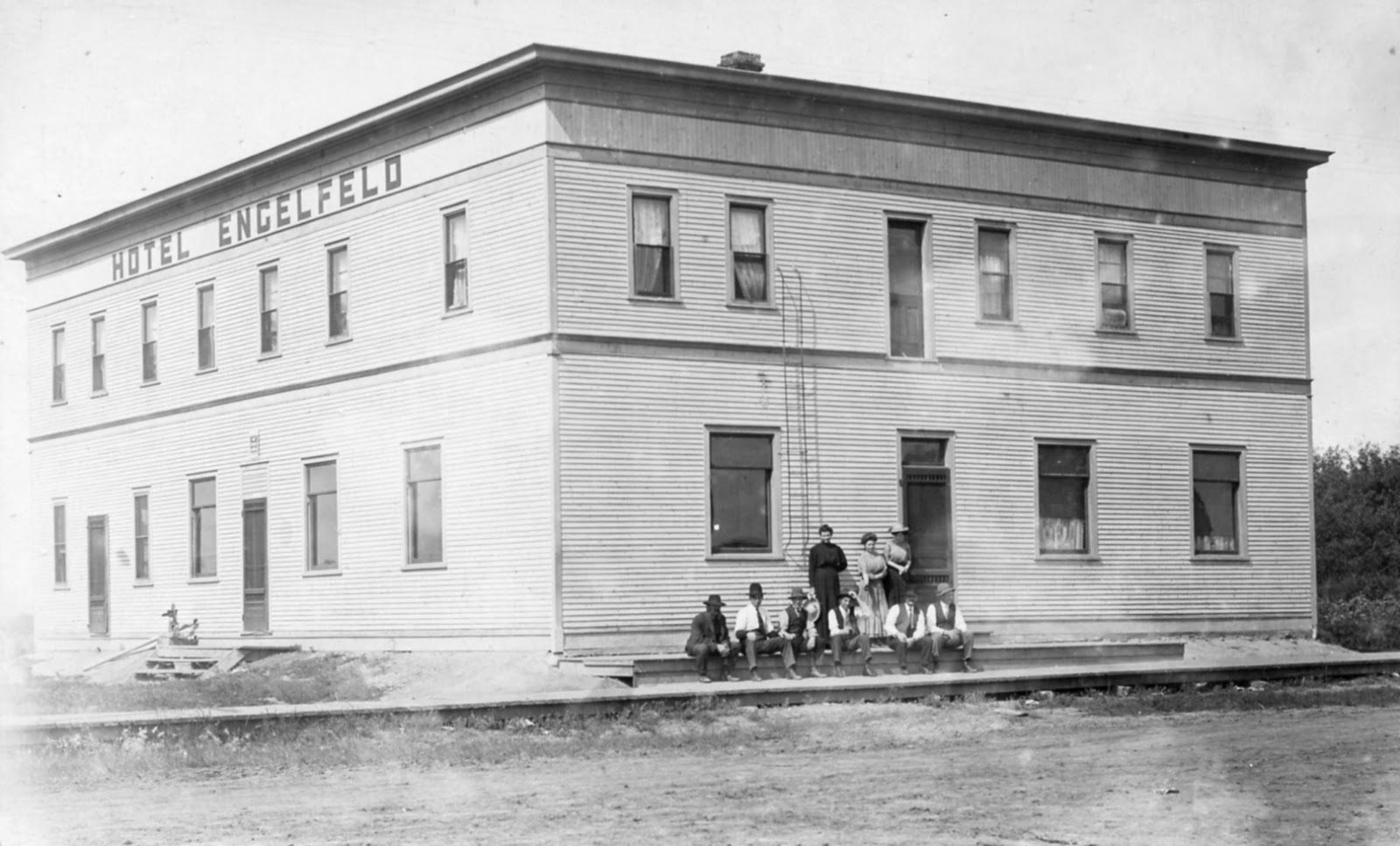 Railway & Main: Small-Town Saskatchewan Hotels: 2015