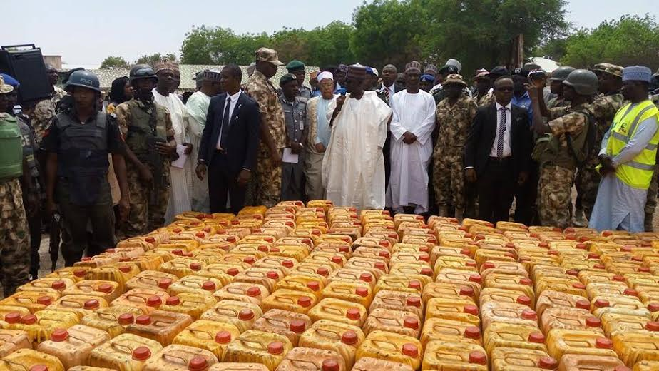 Photos: Distribution of relief items to the people of Buni Yadi who ...