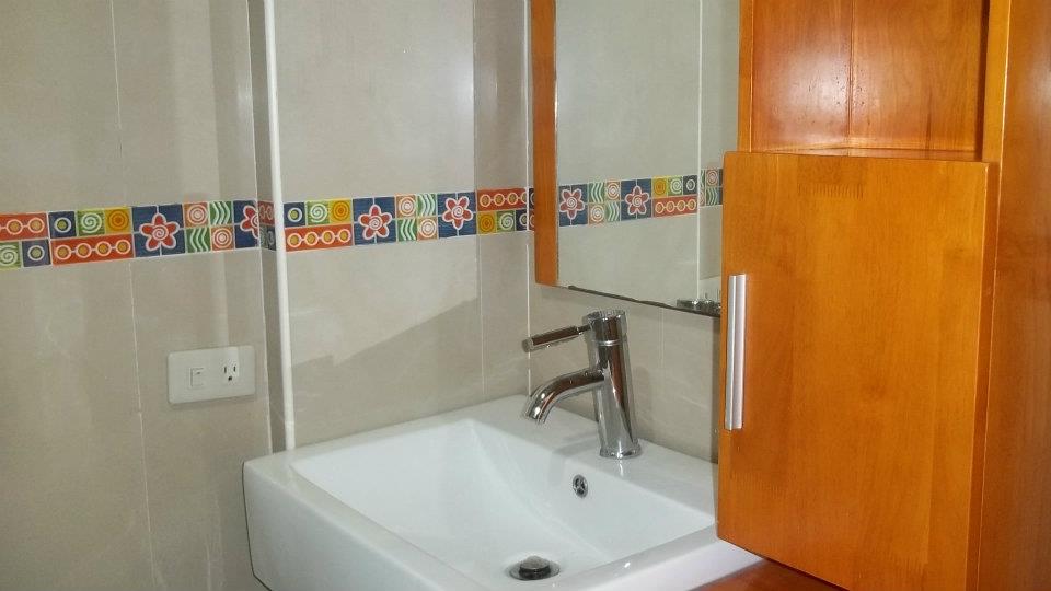 BACIONE BAR ROOM FOR RENT PATTAYA THAILANDIA: Bacione Bar Room For Rent