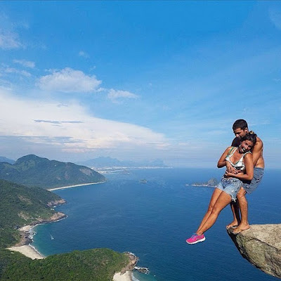 Tech-media-tainment: Lying clickbait: Fake locations, fake historical ...