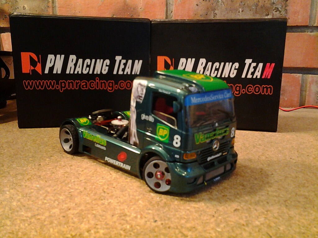 KYOSHOSAN: Tons of Pictures of Custom Mod Mini-Z Trucks