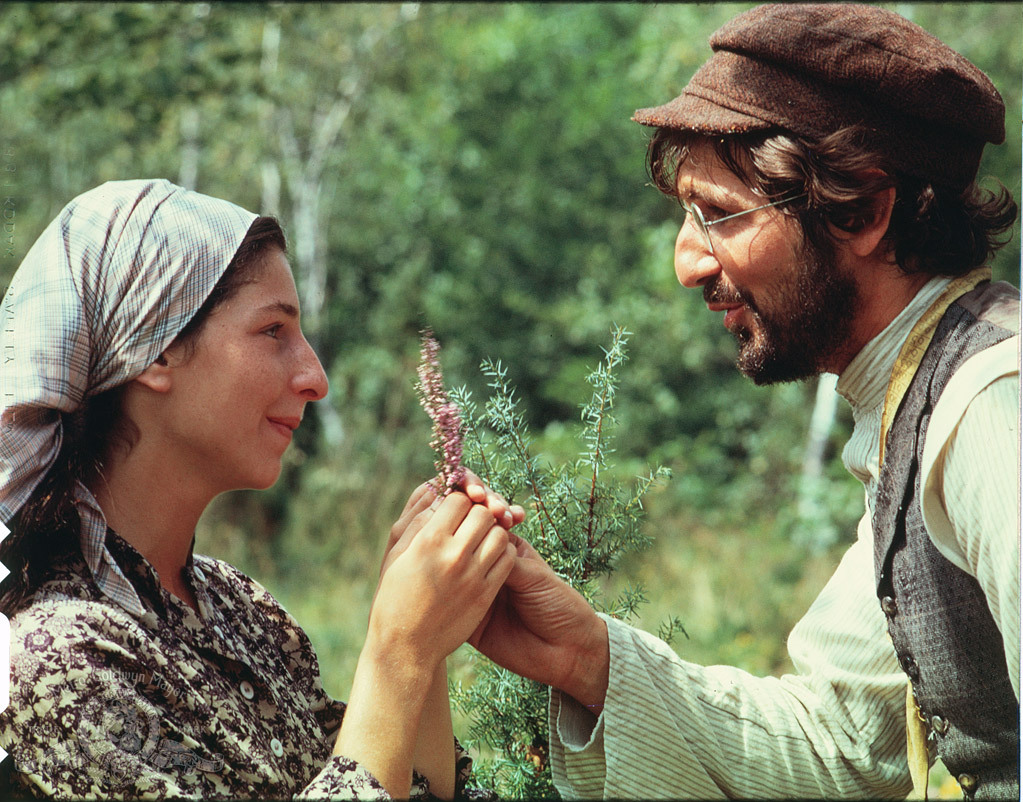 Movie Review: "Fiddler on the Roof" (1971) | Lolo Loves Films