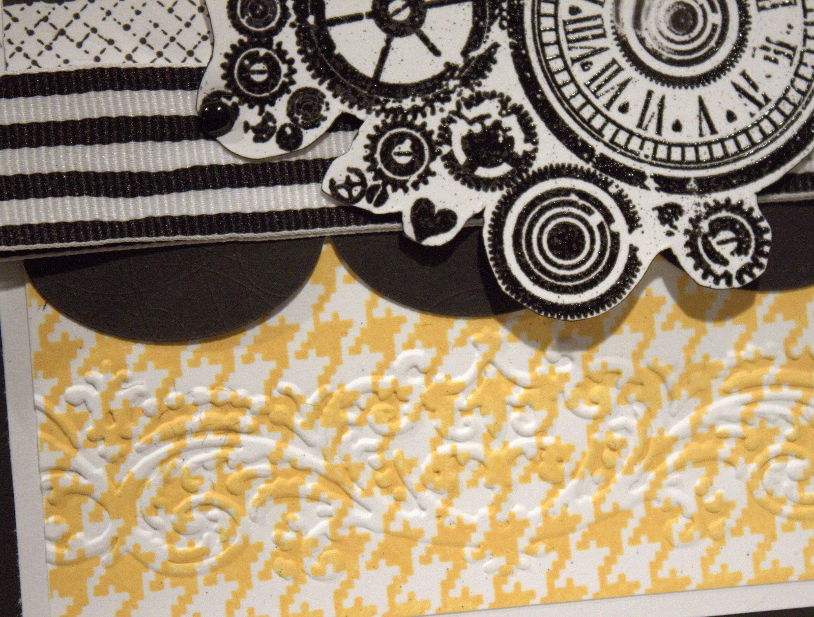 En Papillote Arts What s Black And White With A Splash Of Color en-papillote-arts-what-s-black-and-white-with-a-splash-of-color