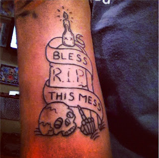 ZERO6 arte/desordem [art/mess]: Tattoo Artist - Way Bad