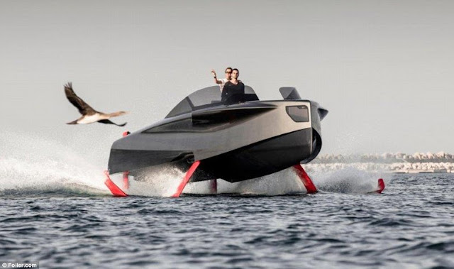 The incredible ‘flying superyacht’: Hybrid hydrofoil can effortlessly ...