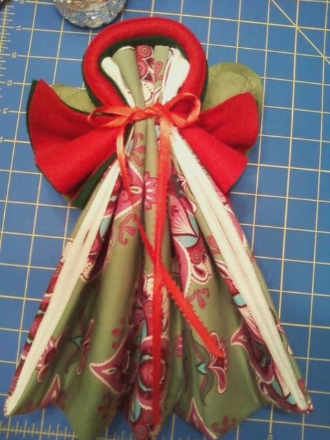 Ronnie McGrath Homemade Crafts: - Kitchen Angels