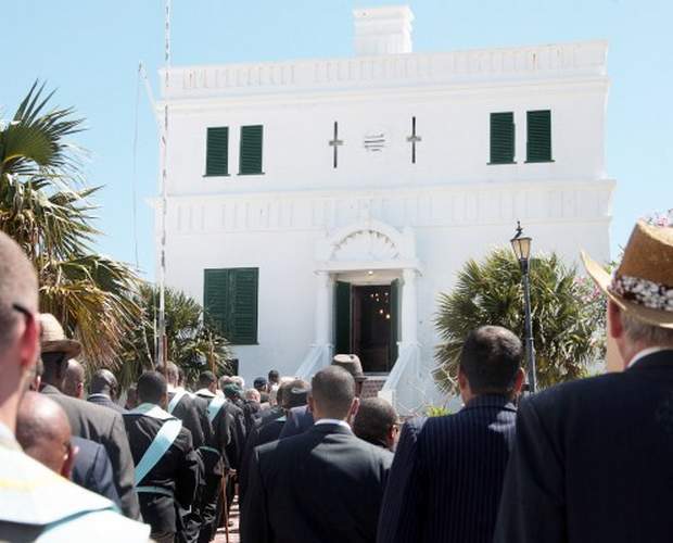 Freemasons For Dummies: Moises Gomez at Bermuda Lodge's 200th ...