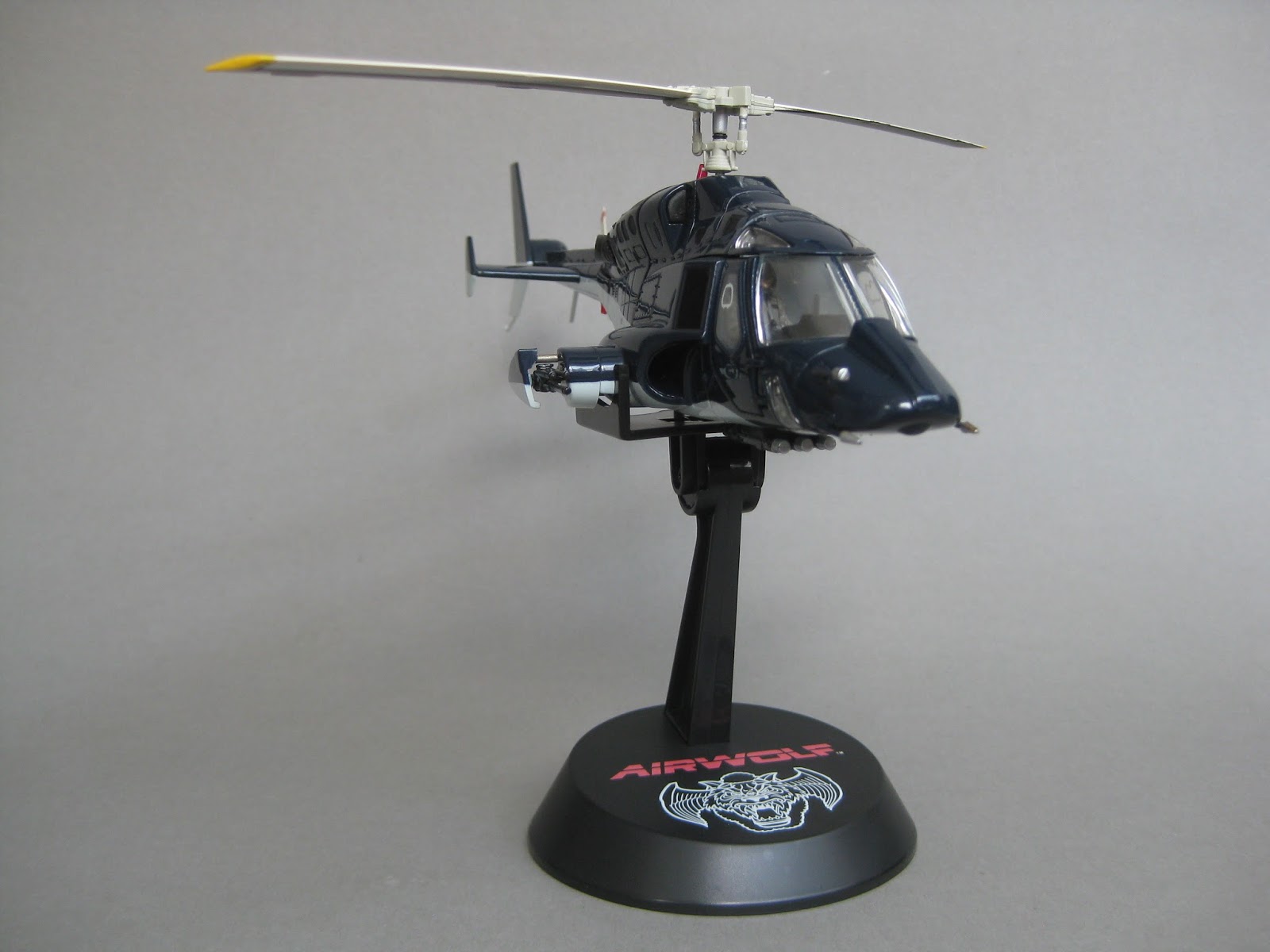 deSMOnd Collection: Aoshima 1/48 "Airwolf" Diecast Model SGM-08 Pt.2