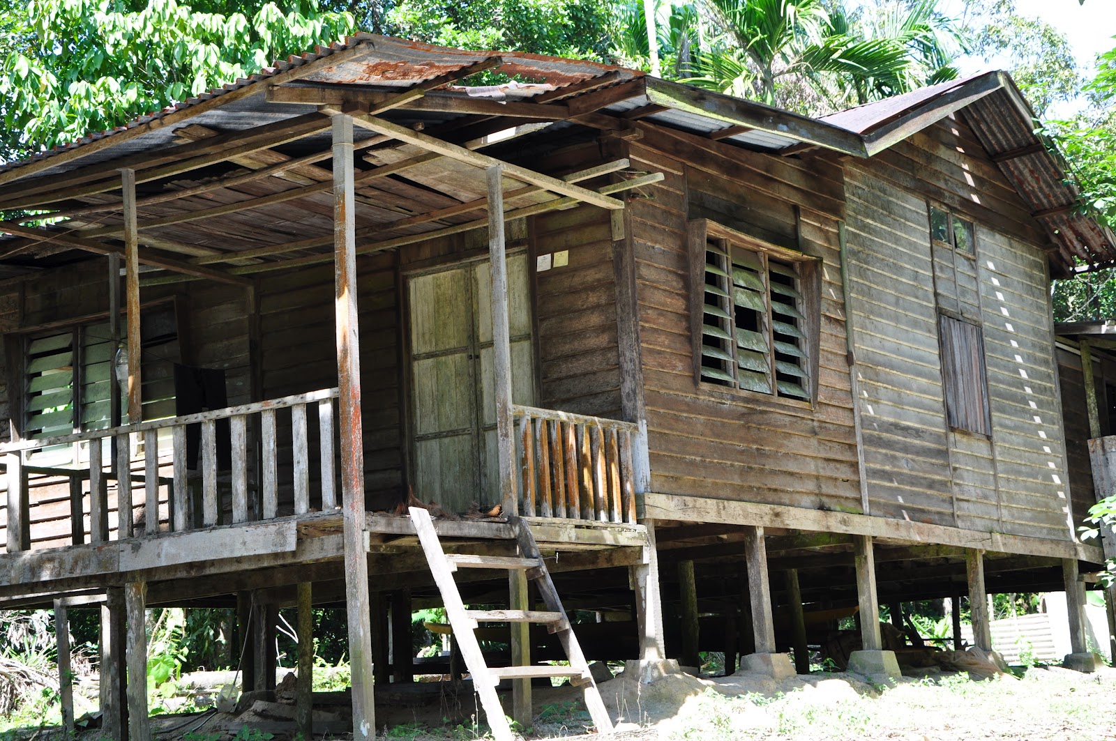 itu ini sana sini: Rumah Usang Yang Perlu Diberi Nafas Baru