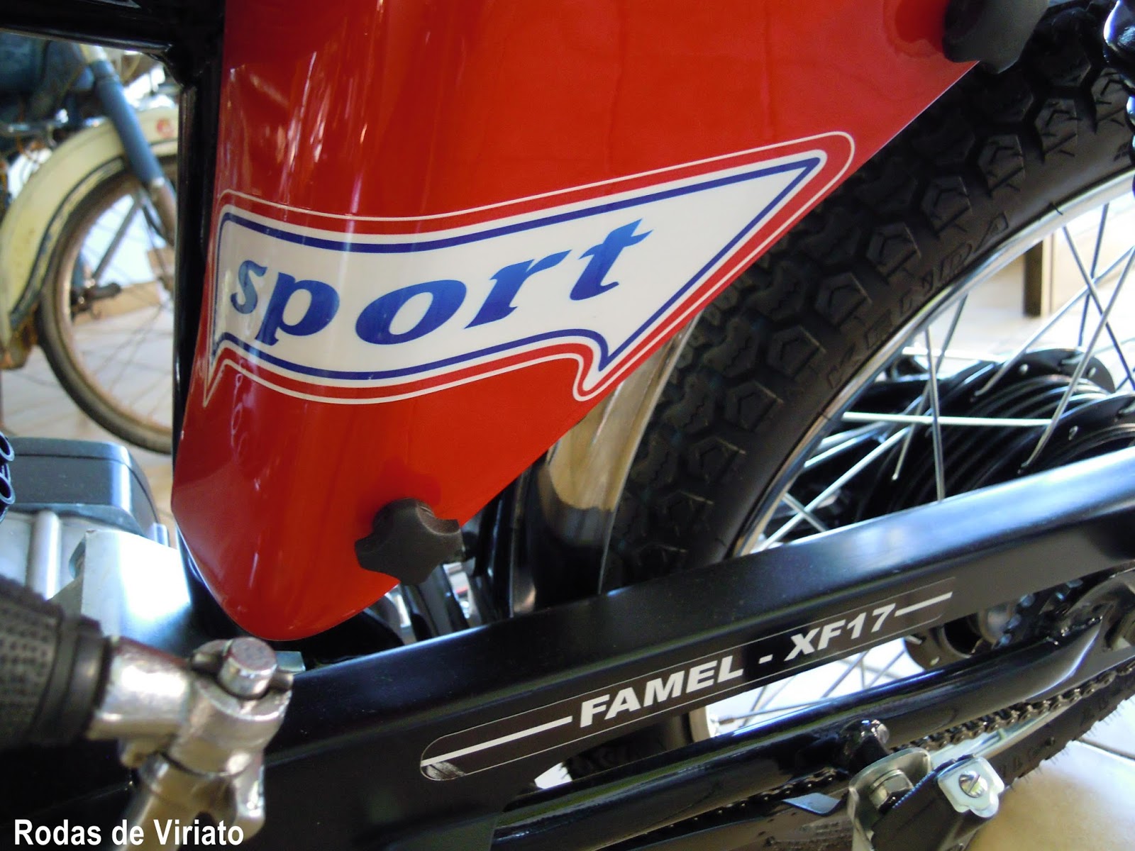 Motorizada Famel XF17 Sport - Moto & Restauro