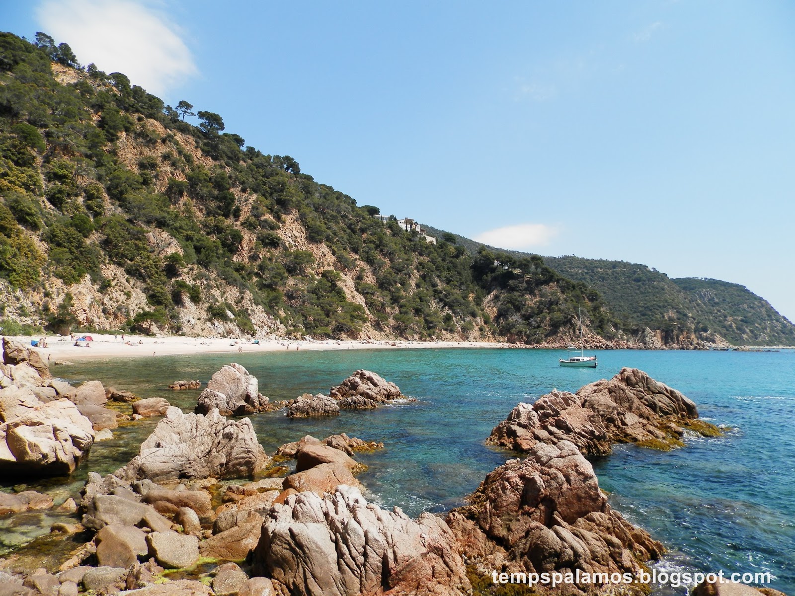 El temps a Palamós: 5 de juny: un dia estiuenc i plàcid a la cala del ...