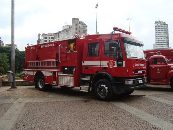 Carros de Bombeiro: Brazilian Fire Trucks