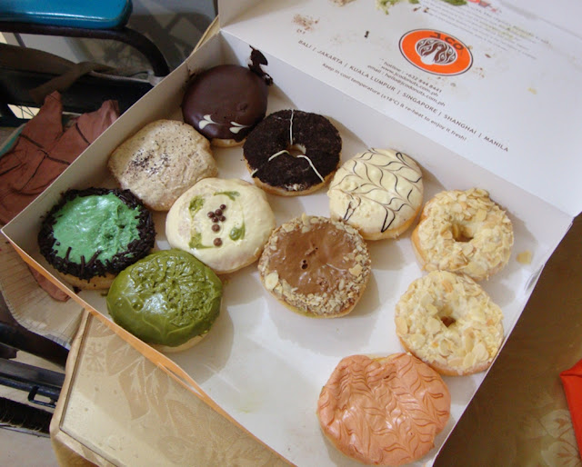 Reviewed! J.Co's Donuts | diane wants to write