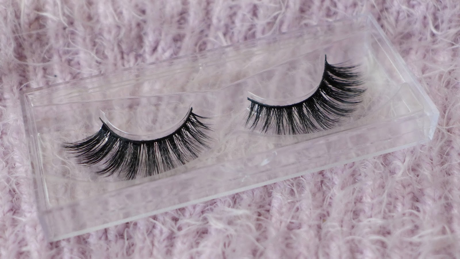 Beauty Review Unicorn Lashes Cupcakes And Coasters Beauty Review Unicorn Lashes Cupcakes And Coasters