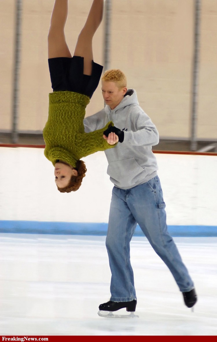 Photogallery of miracles of light: Figure skating