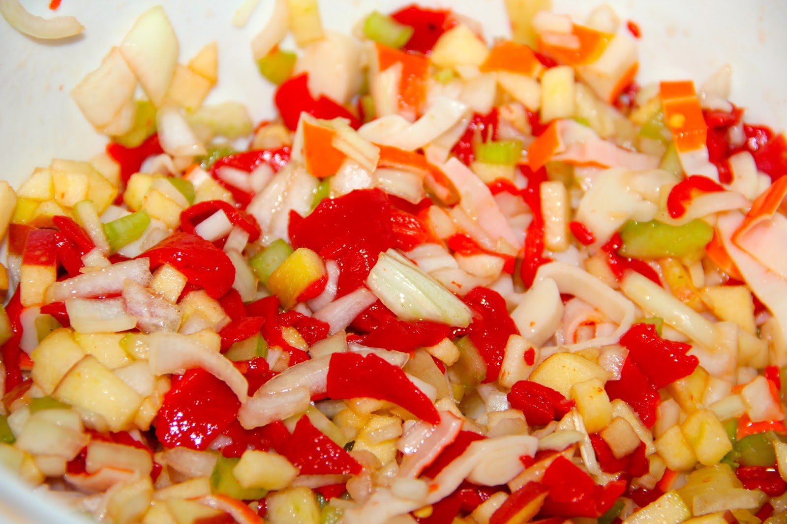 Cocinar es vivir y Bordar también: Ensaladilla crujiente con gambones ...