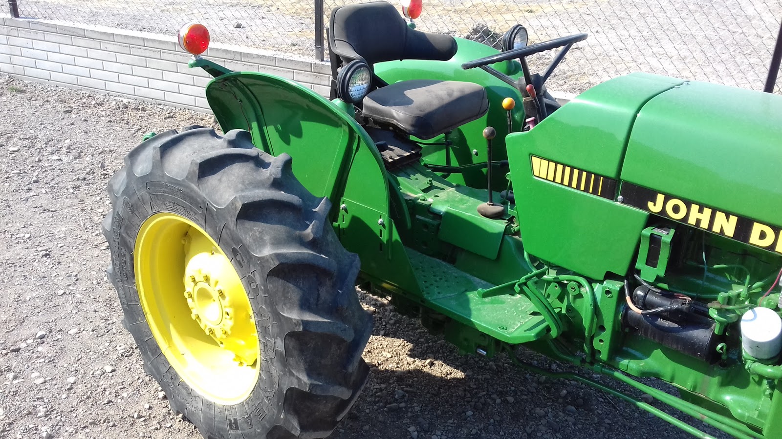 MAQUINARIA AGRICOLA INDUSTRIAL: Tractor John Deere 2150 Huertero 50hp ...