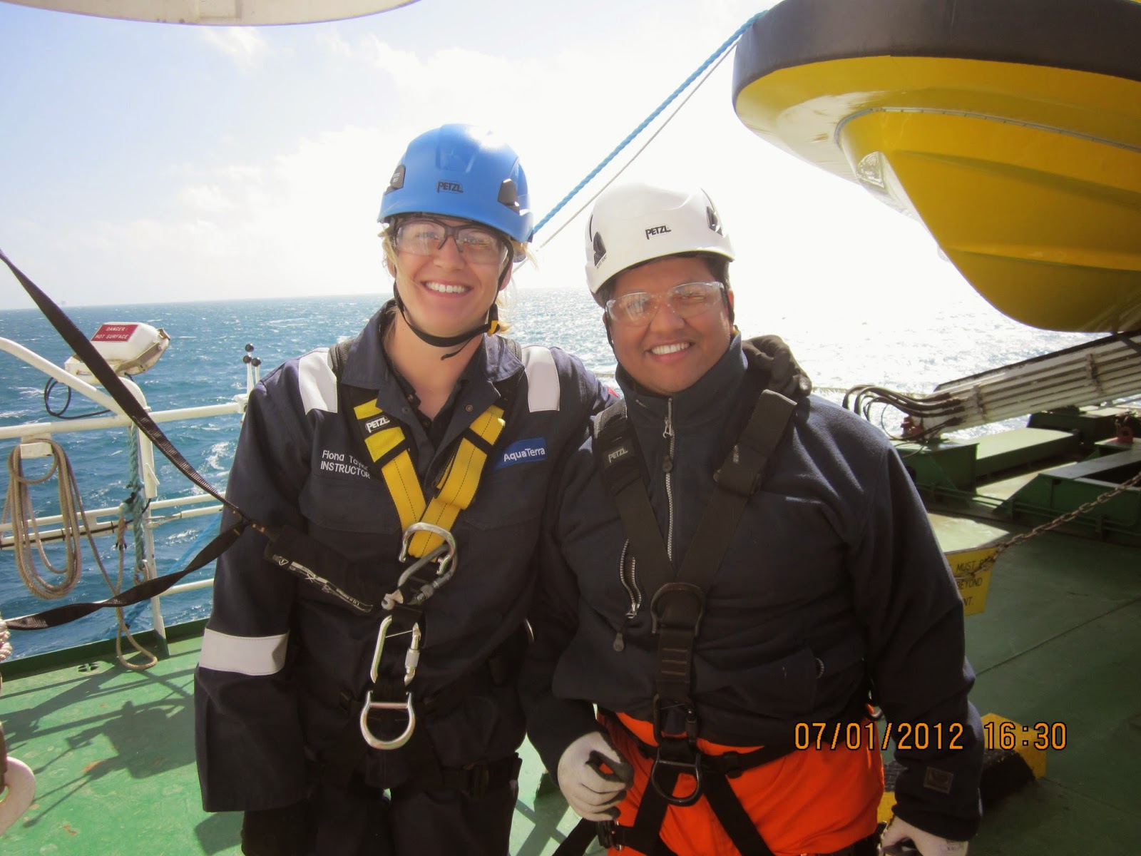 EMS SOLUTIONS INTERNATIONAL marca registrada: Dr. Ramon REYES, MD, EMT ...