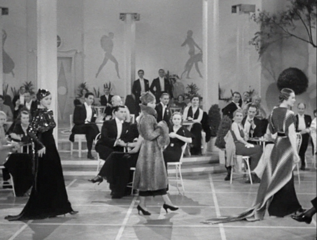 The Peak of Chic®: Watch This Movie- Roberta