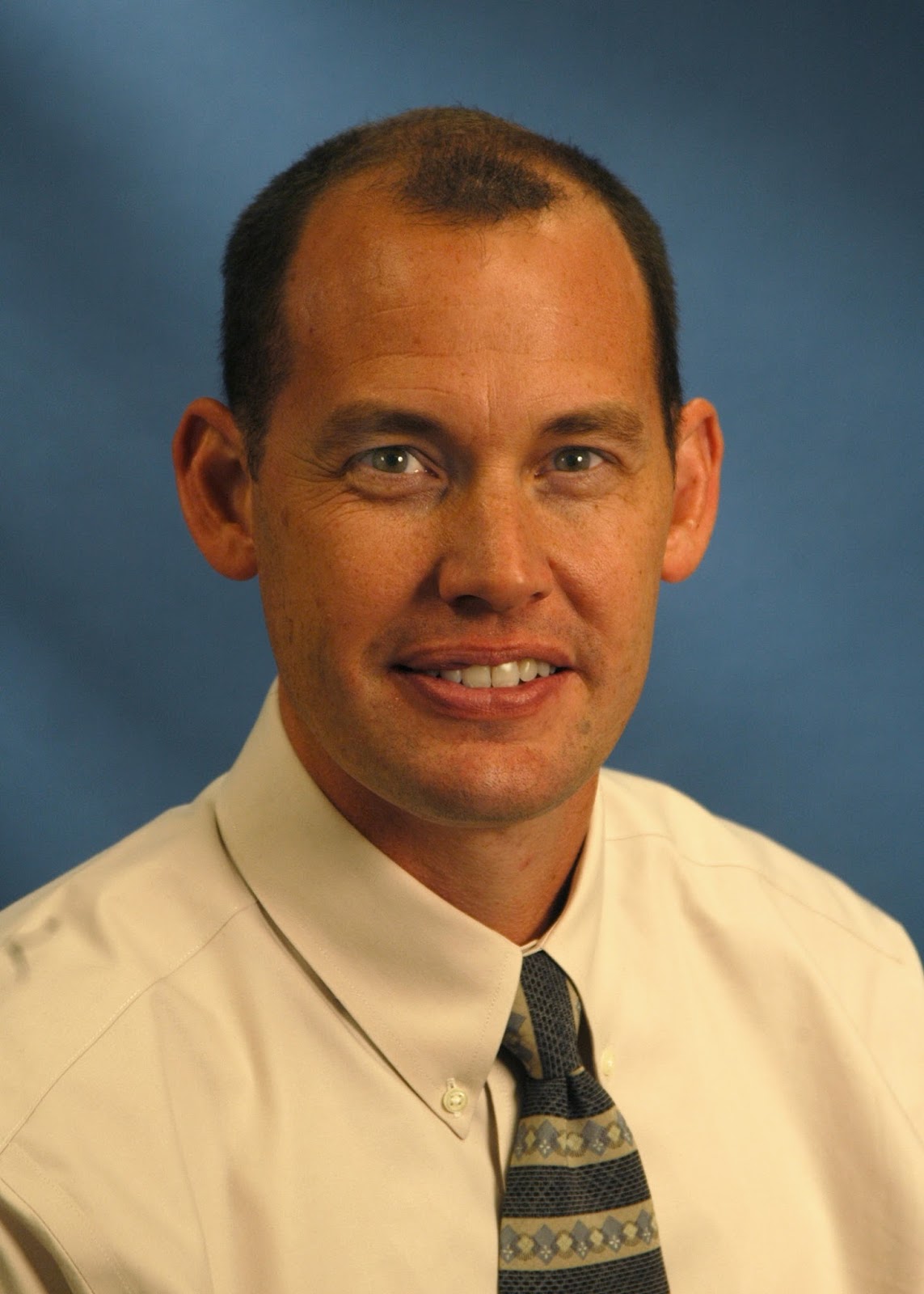 Vitaminas para el éxito: Algo por lo que vale la pena morir / Something ...