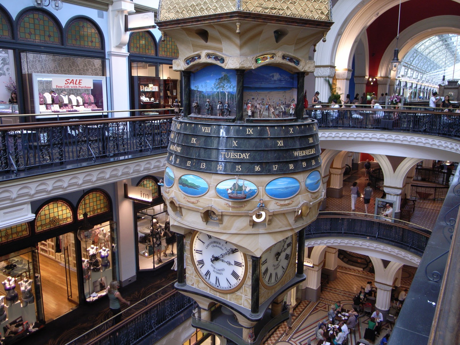 Photos from Australia: Sydney Queen Victoria Building (QVB)