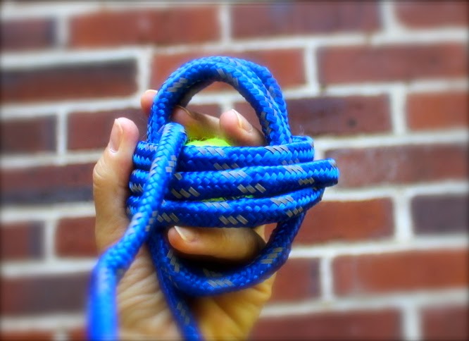 To Dog With Love: DIY Dog Toys: How to Make a Rope Tug Toy #Paw2014
