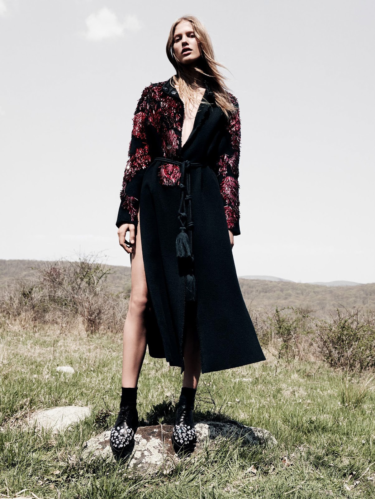 dark romance: laura julie by daniel jackson for vogue china september ...