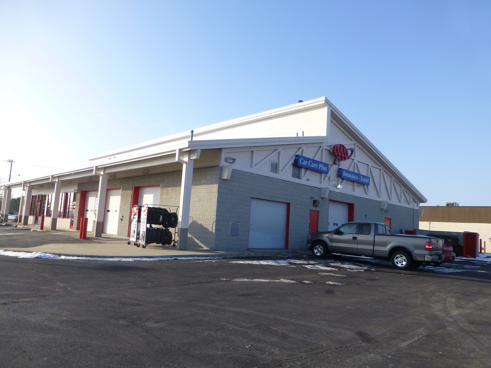 Dead and Dying retail: North Towne Square Mall in Toledo, Ohio
