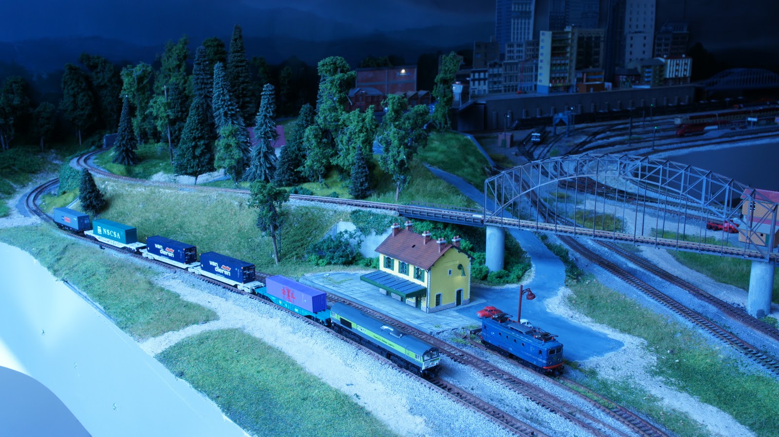 quinntopia - An N Scale blog: Scenery Update