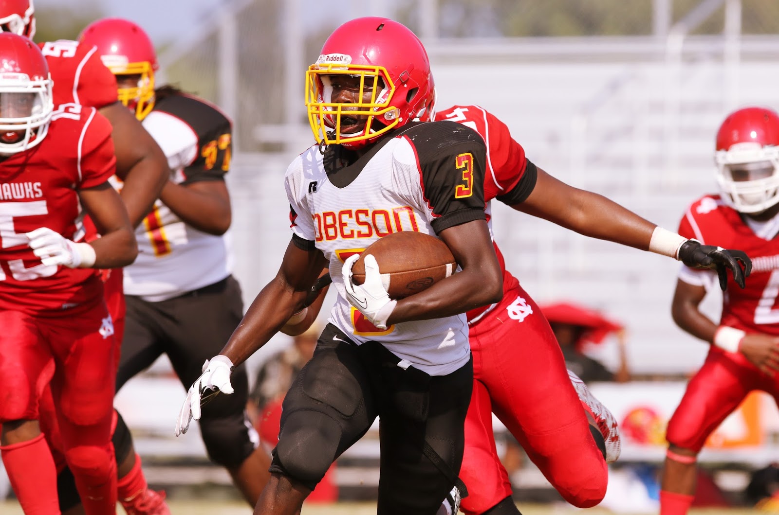 Mark Kodiak Ukena: IHSA Varsity Football: Robeson Chicago vs North Chicago