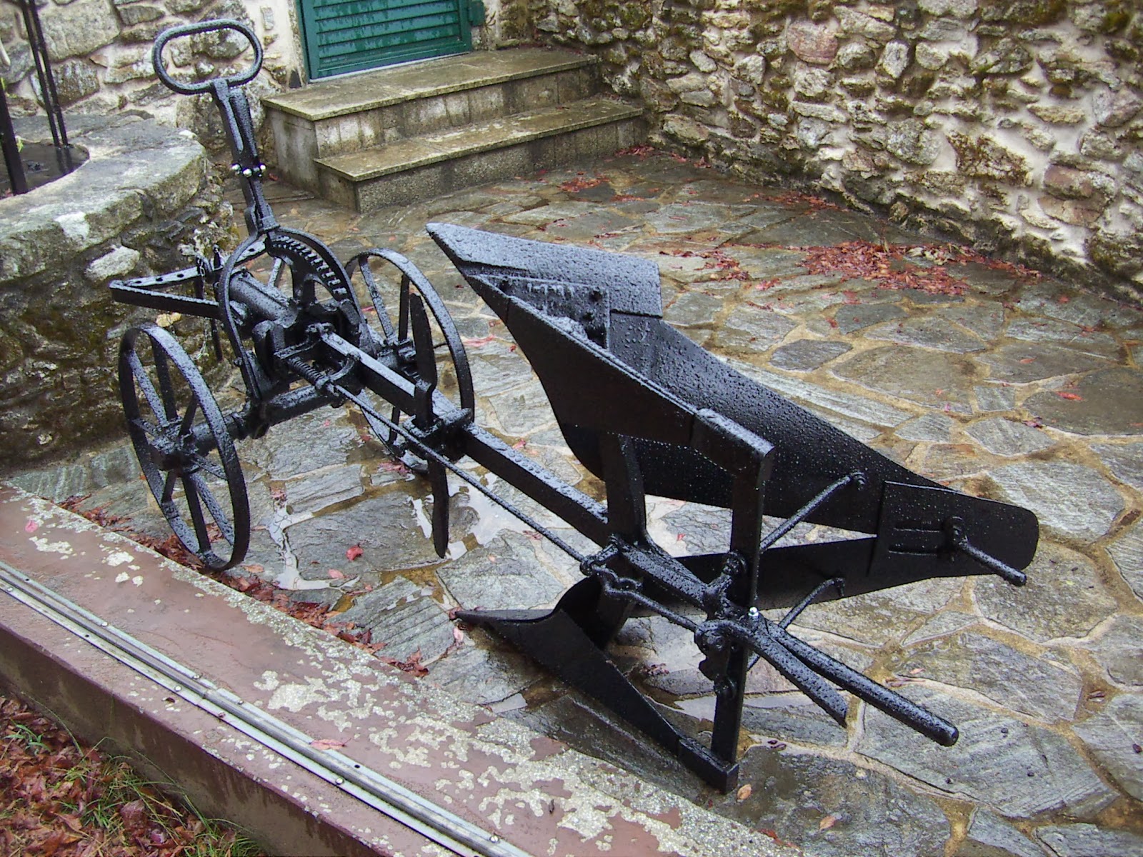 El rincón de un aprendiz: Restauración de un antiguo arado de hierro