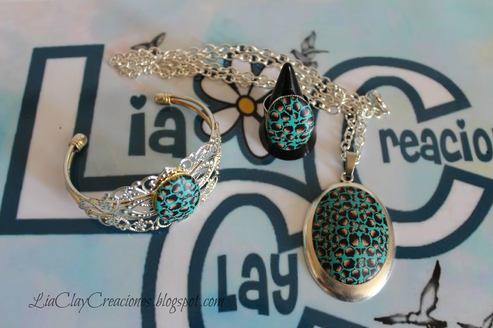 LIA CLAY CREACIONES: CONJUNTO LEOPARDO VERDE Y MARRÓN