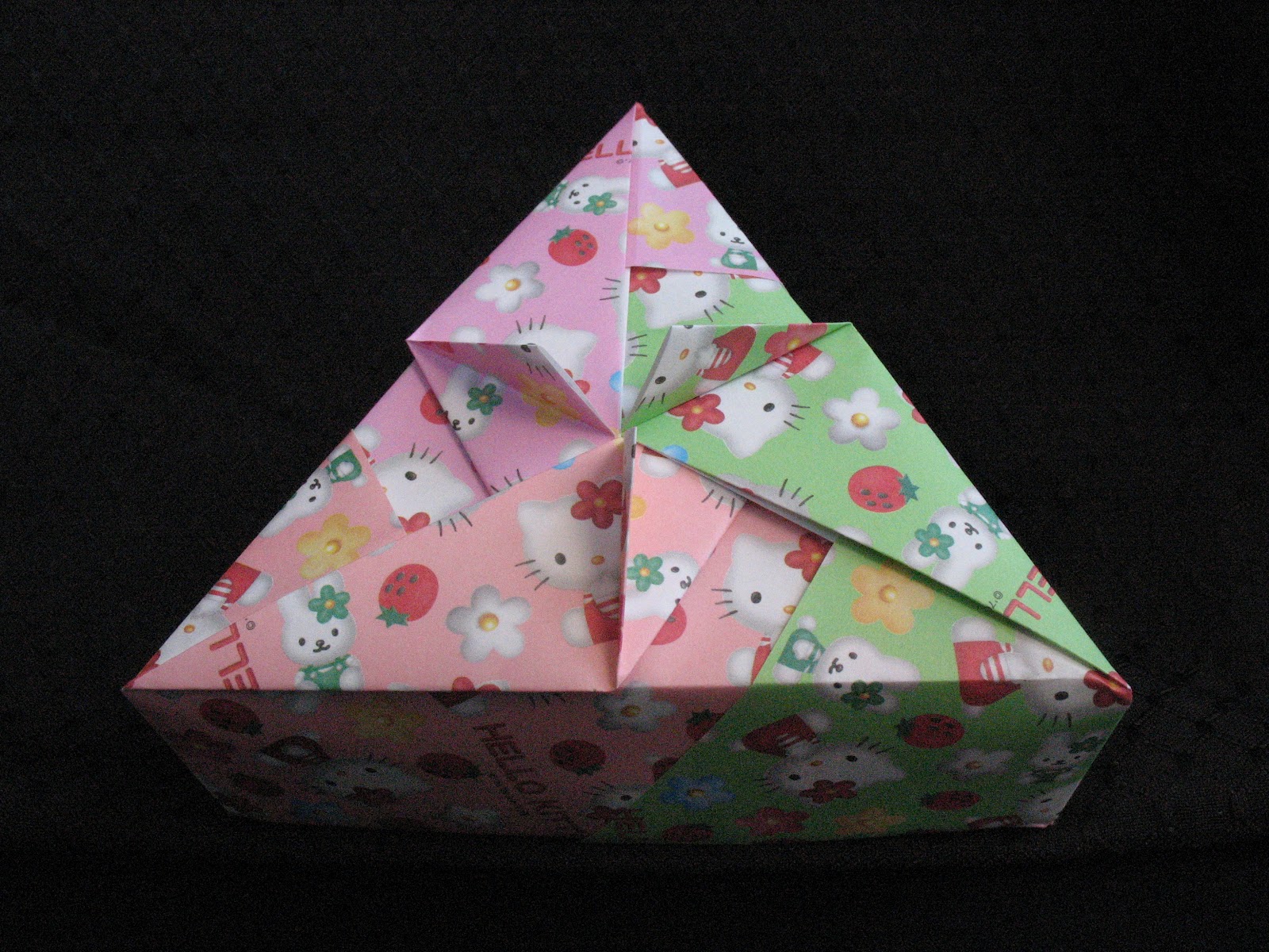 GBgifts: Hello kitty origami box