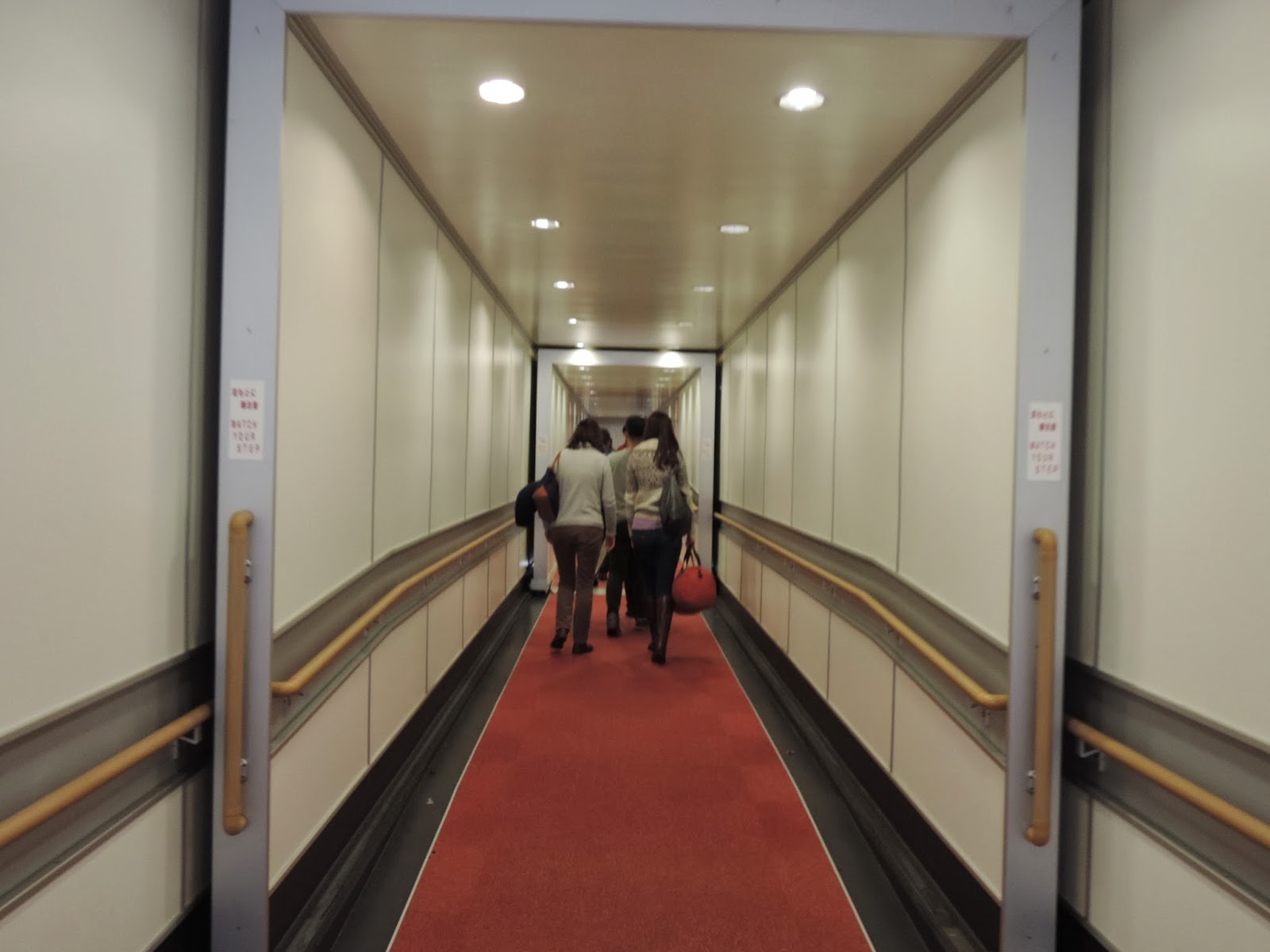 許自己一個飛行的夢: [中華航空] 31 JAN 2014 CI 2106 台北TPE-東京成田NRT 26F