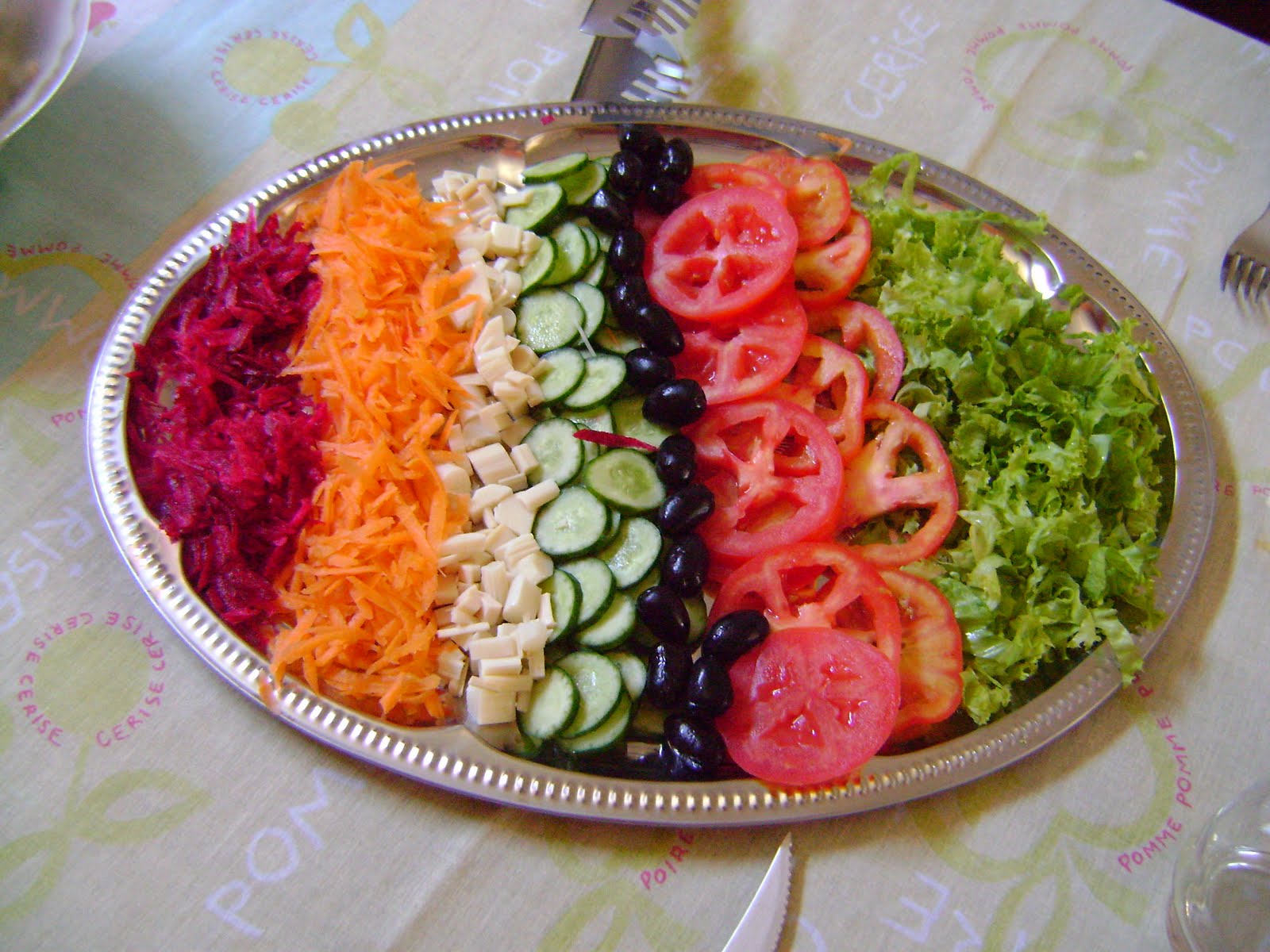 Salada Decorada Para Buffet - RETOEDU
