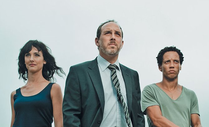 TV with Thinus: The Afrikaans crime drama, Die Byl, on Showmax and ...