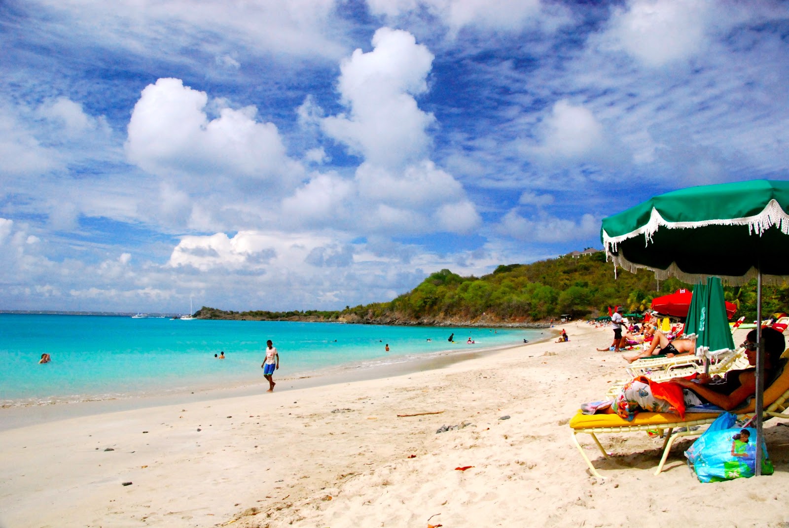 Wanderlust Traveler: St. Maarten/St. Martin (Beaches)