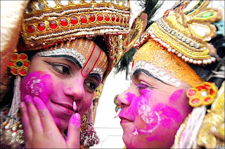 The Sandra Leach Company: Holi: Festival of Colours, India