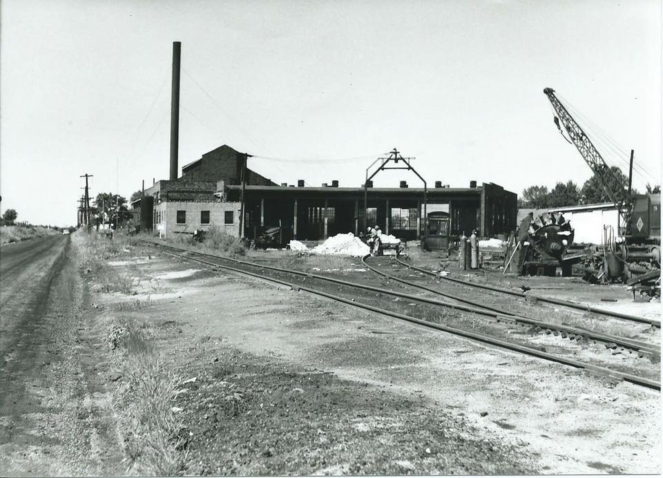 Towns and Nature: Taylorville, IL: C&IM Roundhouse and shops destroyed ...