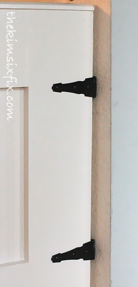 To give the top and bottom edge of the gate a finished look I added 7 ...