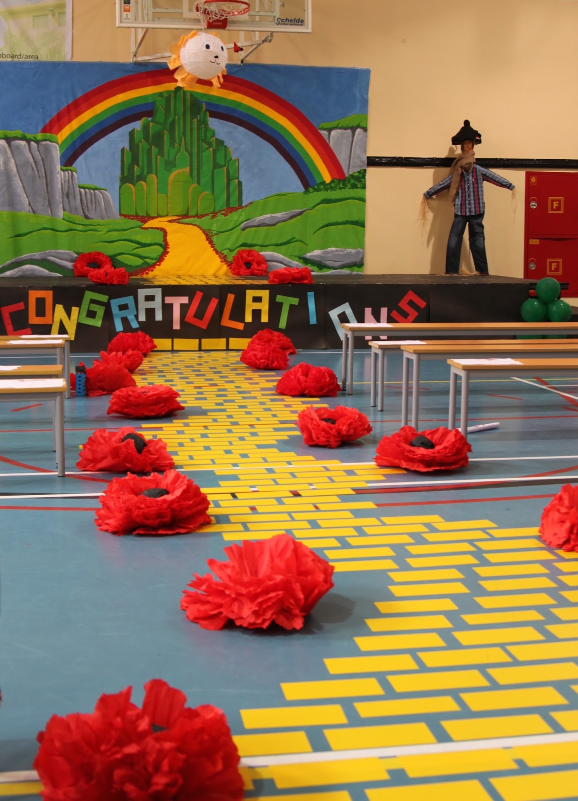 Life In Abu Dhabi Grade 5 Graduation Time life-in-abu-dhabi-grade-5-graduation-time