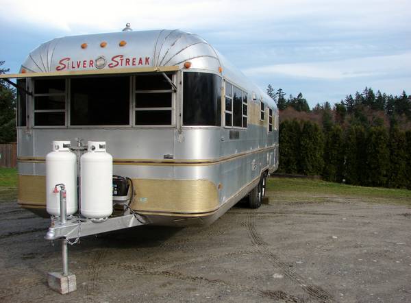 1973 Silver Streak Supreme Travel Trailer - RV & Camper