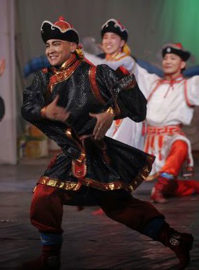 Erenpil Mongolian Dance: Jalam Har, la vièle-cheval, la bière nationale ...