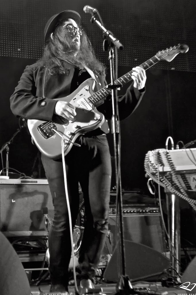 Derek Brad Photography: The Ghost of a Saber Tooth Tiger (GOASTT)