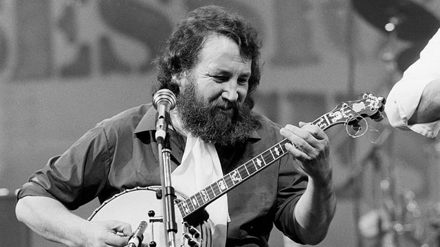 Tir na Blog: RIP Barney McKenna