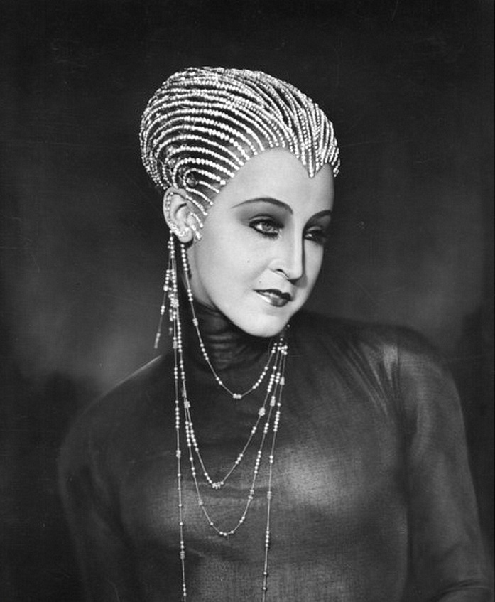 Antique and Classic Photographic Images: Brigitte Helm, Germany 1927 ...