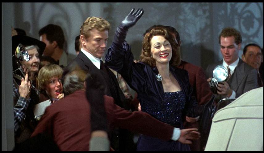 DREAMS ARE WHAT LE CINEMA IS FOR...: MOMMIE DEAREST 1981