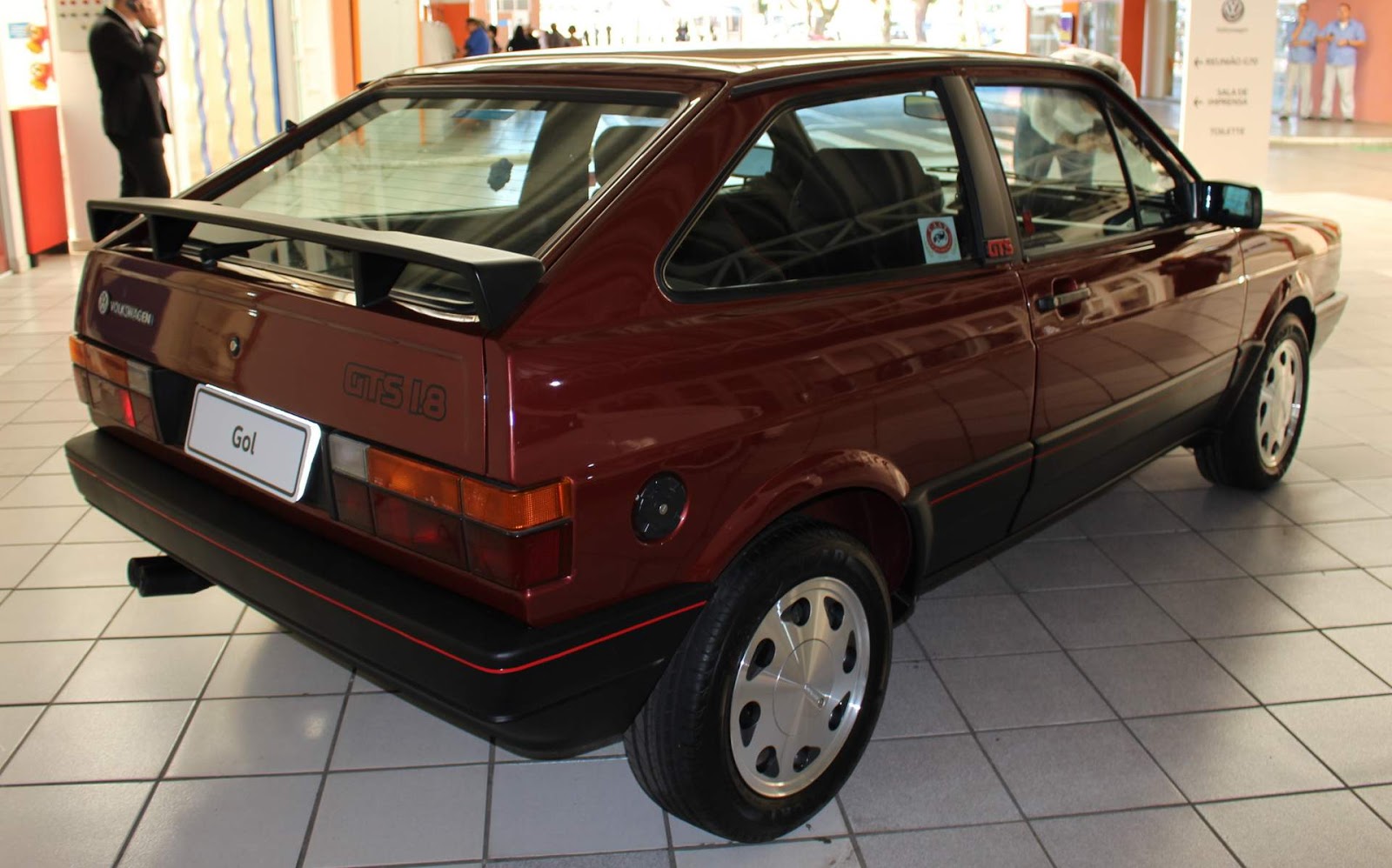 VW Gol GTS 1.8S: vídeos, consumo, desempenho e detalhes