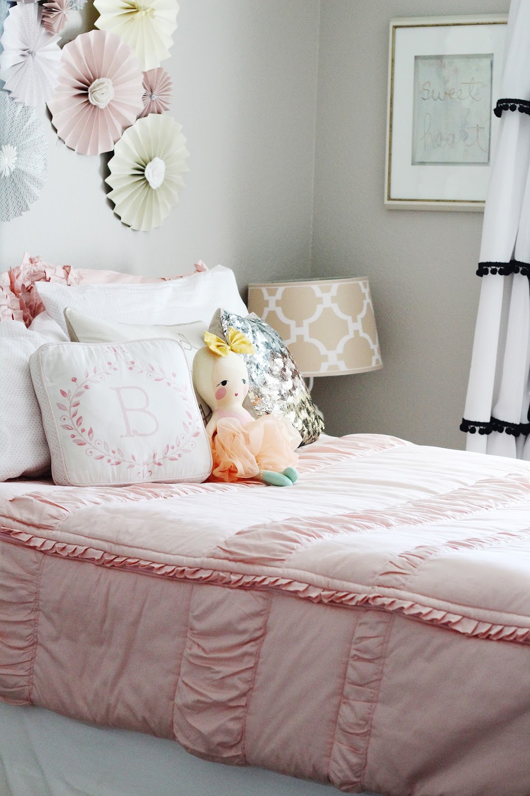 Nat your average girl...: Beddy's: Zippable bedding!