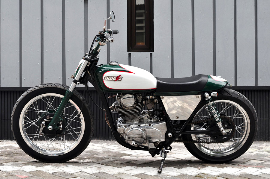 STRANGER BLOG: KAWASAKI KZ200 BY DARIZT DESIGN
